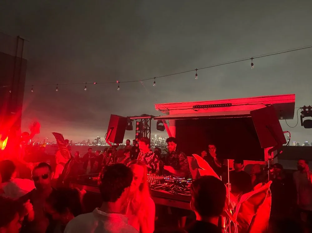 REVIEW: Teksupport's Sunset Park Rooftop is the perfect open-air spot ...